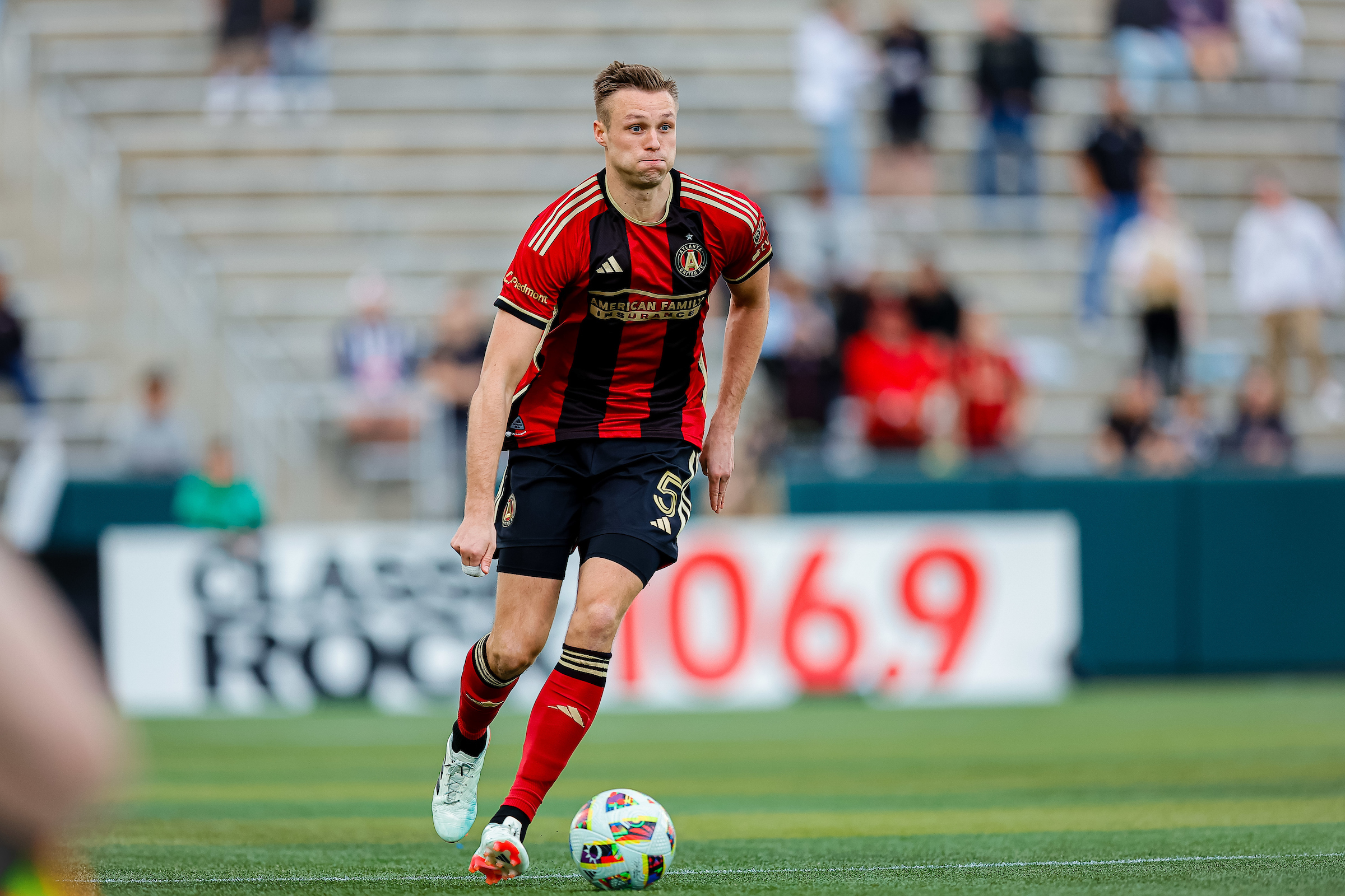 Stian Gregersen to miss match vs Toronto FC with meniscus injury ...